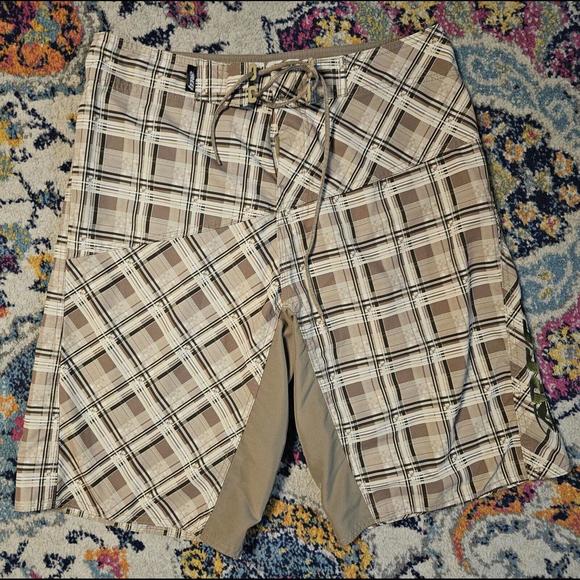 Reef | Swim | Reef Shorts Mens 33 Brown Assymetric Plaid Board Shorts ...